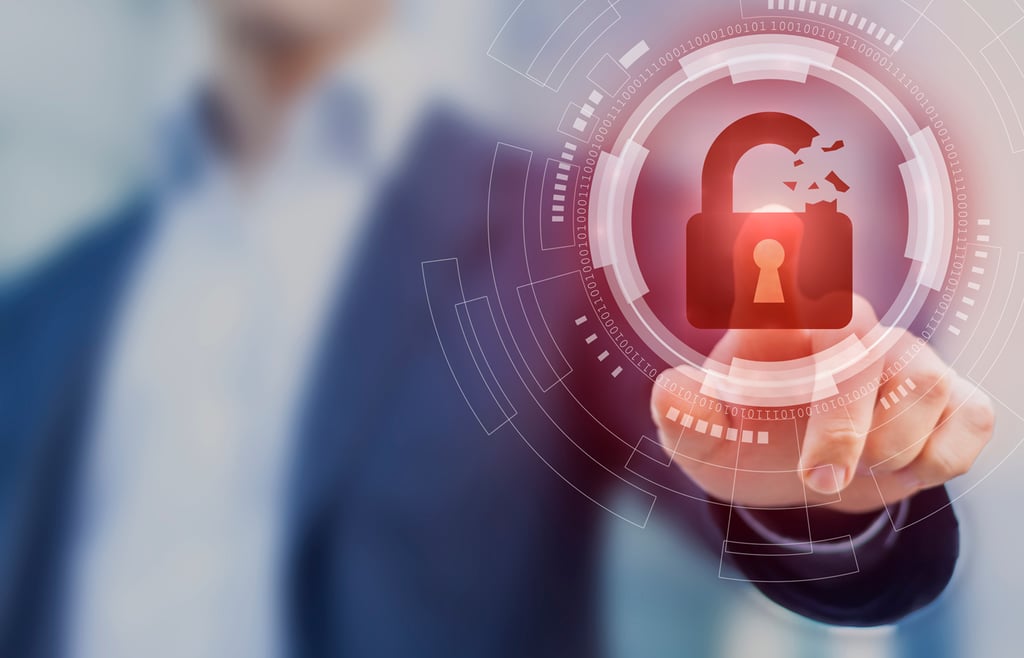 19 Different Types of Malware Attacks: Examples & Defenses